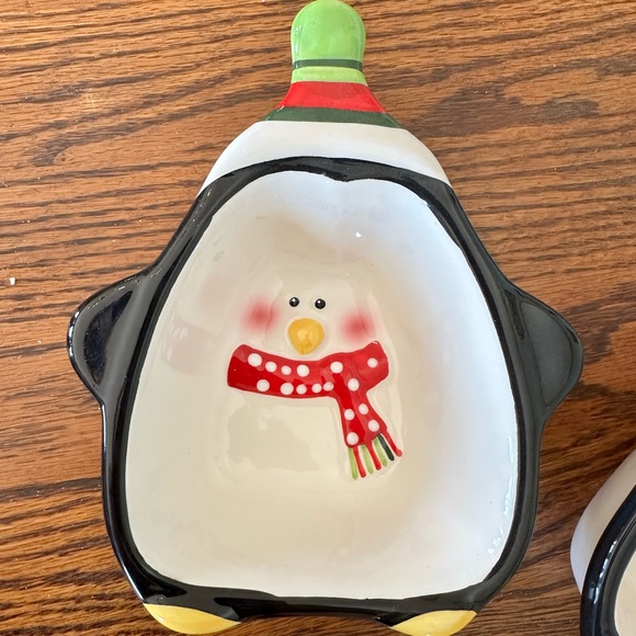 Celebrate It | Holiday | Penguin Ceramic Dishes 2 Nwt | Poshmark